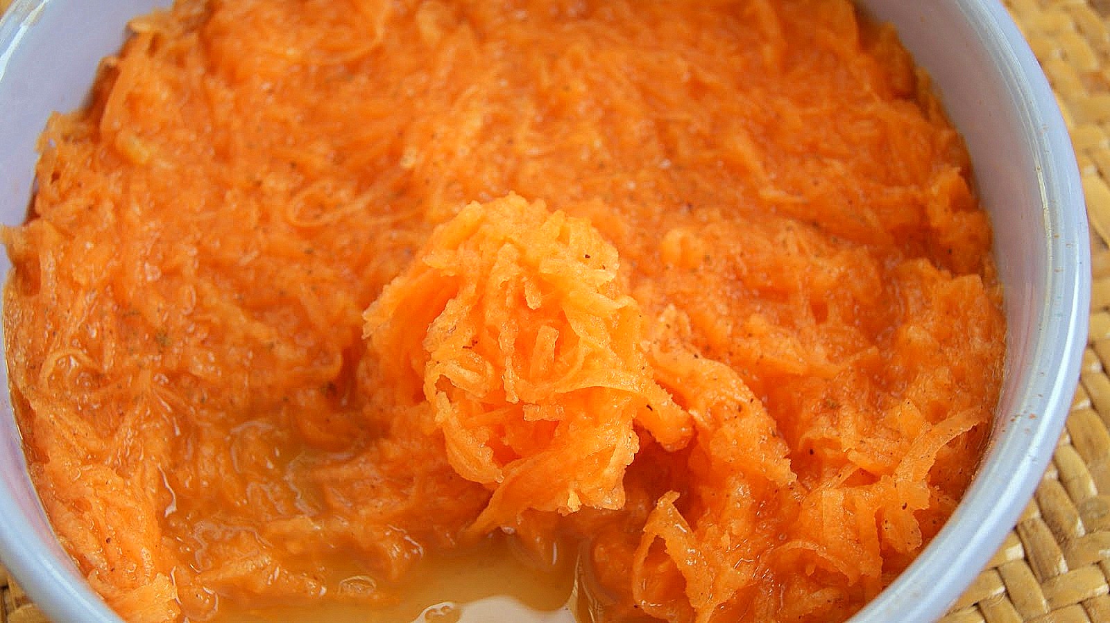 Moroccan Carrot and Orange Salad - Taste of Maroc